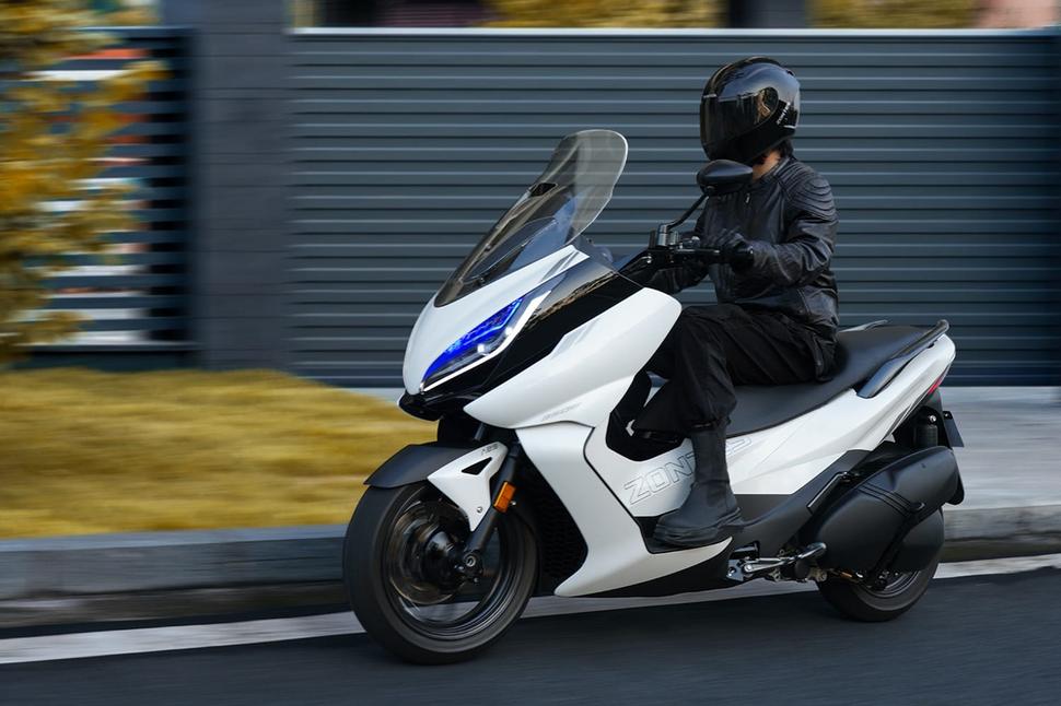 Zontes ZT500. Про новый скутер